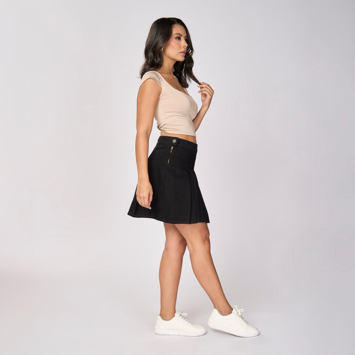 Falda corta con tablas Ref: 558045 – ushuaia jeans sas